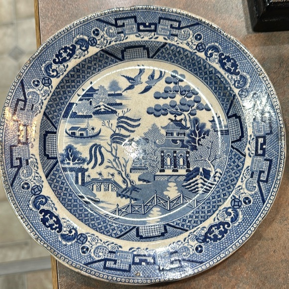 Accents | Antique Blue And White Willow Pattern Plate 24cm Diameter ...